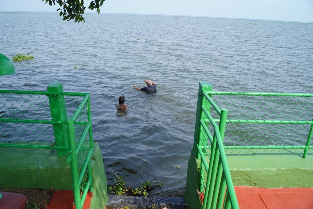 Lakeside Family Cottages & Villas In Kumarakom - Kumarakom Lakeside ...